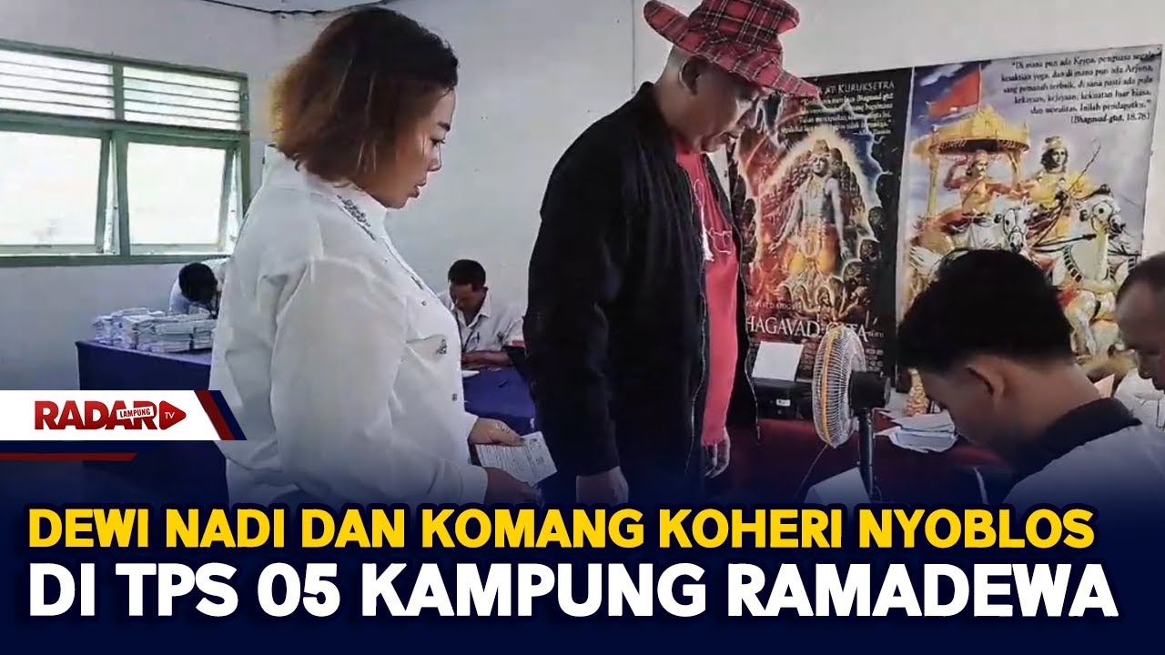 Dewi Nadi Dan Komang Koheri Nyoblos Di TPS 05 Kampung Ramadewa ...